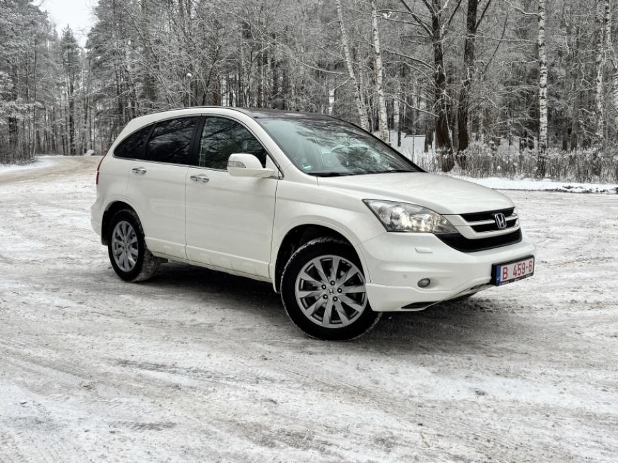 White Honda CR-V 2011 in Riga, with an engine capacity of 2.20 L and mileage of 202 thousand km for 7990 €, photo 26 on AUTOMOTO.COM.LV