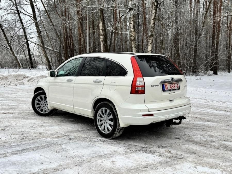 White Honda CR-V 2011 in Riga, with an engine capacity of 2.20 L and mileage of 202 thousand km for 7990 €, photo 30 on AUTOMOTO.COM.LV