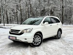 White Honda CR-V 2011 in Riga, with an engine capacity of 2.20 L and mileage of 202 thousand km for 7990 €, photo 33 on AUTOMOTO.COM.LV