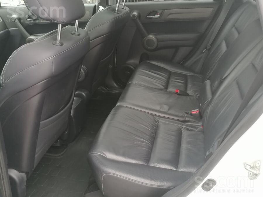 Balts Honda CR-V 2012 Valmiera, ar dzinēja tilpumu 2.20 L un nobraukumu 244 tūkst. km par 7990 €, foto 10 vietnē AUTOMOTO.COM.LV