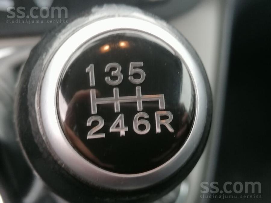 Balts Honda CR-V 2012 Valmiera, ar dzinēja tilpumu 2.20 L un nobraukumu 244 tūkst. km par 7990 €, foto 20 vietnē AUTOMOTO.COM.LV