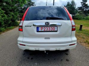White Honda CR-V 2012 in Vilnius, with an engine capacity of 2.20 L and mileage of 152 thousand km for 9650 €, photo 6 on AUTOMOTO.COM.LV