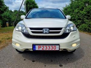 White Honda CR-V 2012 in Vilnius, with an engine capacity of 2.20 L and mileage of 152 thousand km for 9650 €, photo 8 on AUTOMOTO.COM.LV