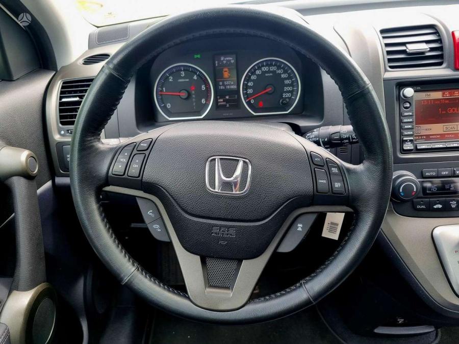 White Honda CR-V 2012 in Vilnius, with an engine capacity of 2.20 L and mileage of 152 thousand km for 9650 €, photo 33 on AUTOMOTO.COM.LV