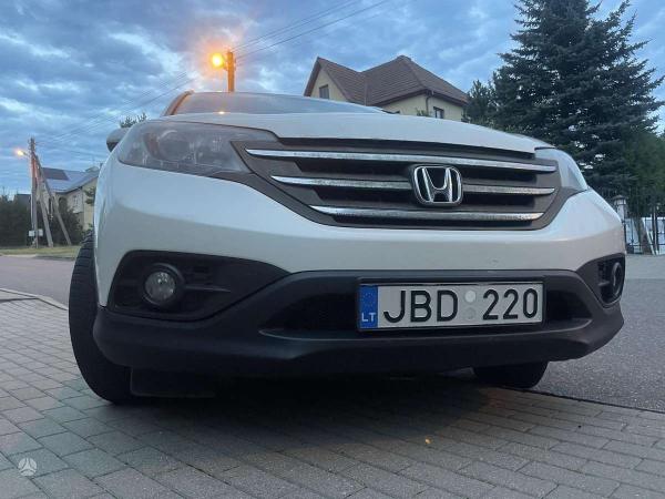 Balts Honda CR-V 2012 Viļņa, ar dzinēja tilpumu 2.35 L un nobraukumu 266 tūkst. km par 8250 €, foto 4 vietnē AUTOMOTO.COM.LV