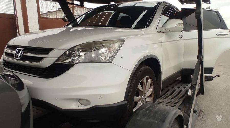 Balts Honda CR-V 2012 Viļņa, ar dzinēja tilpumu 2.00 L un nobraukumu 95 tūkst. km par 11999 €, foto 6 vietnē AUTOMOTO.COM.LV