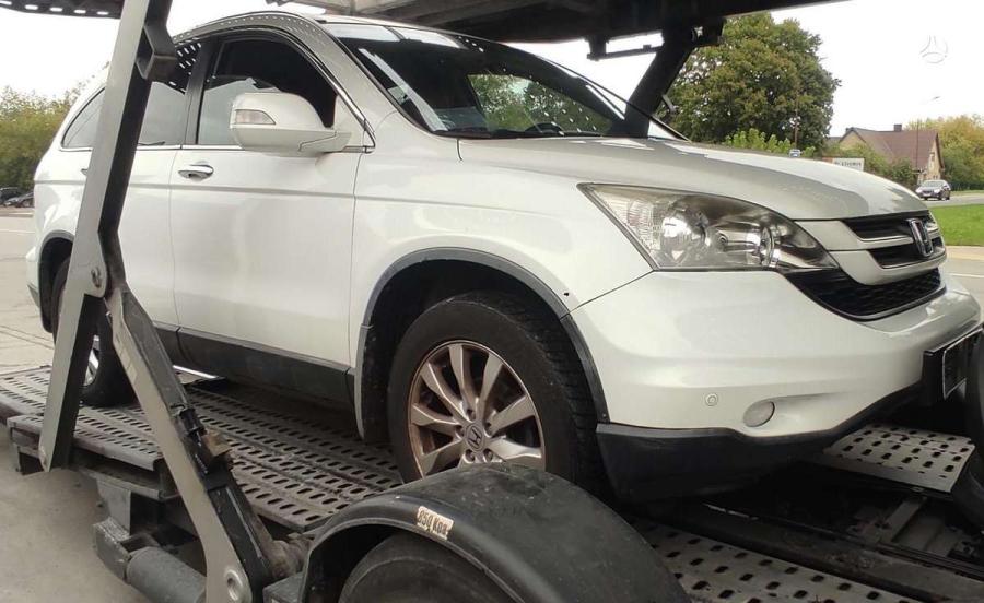 Balts Honda CR-V 2012 Viļņa, ar dzinēja tilpumu 2.00 L un nobraukumu 95 tūkst. km par 11999 €, foto 7 vietnē AUTOMOTO.COM.LV