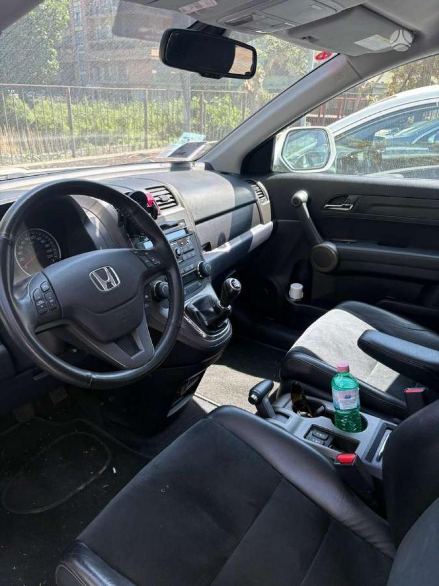 Balts Honda CR-V 2012 Viļņa, ar dzinēja tilpumu 2.00 L un nobraukumu 95 tūkst. km par 11999 €, foto 13 vietnē AUTOMOTO.COM.LV
