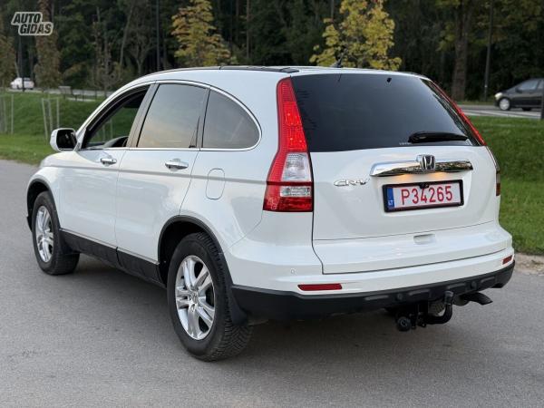 Хонда СРВ 2012 в Алитус на AUTOMOTO.COM.LV Белый Хонда СРВ 2012 в Алитус, объемом двигателя 2.20 л и пробегом 220 тыс. км за 8499 €, фото 5 на AUTOMOTO.COM.LV