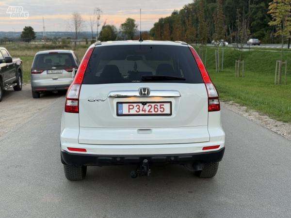 Хонда СРВ 2012 в Алитус на AUTOMOTO.COM.LV Белый Хонда СРВ 2012 в Алитус, объемом двигателя 2.20 л и пробегом 220 тыс. км за 8499 €, фото 6 на AUTOMOTO.COM.LV