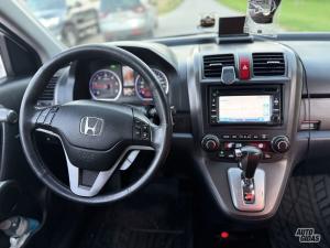 White Honda CR-V 2012 in Alytus, with an engine capacity of 2.20 L and mileage of 220 thousand km for 8499 €, photo 14 on AUTOMOTO.COM.LV