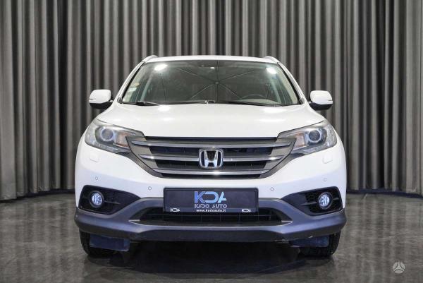 Balts Honda CR-V 2013 Marijampole, ar dzinēja tilpumu 2.20 L un nobraukumu 195 tūkst. km par 9950 €, foto 3 vietnē AUTOMOTO.COM.LV