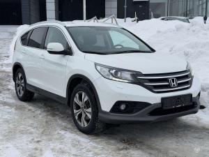 White Honda CR-V 2013 in Vilnius, with an engine capacity of 2.20 L and mileage of 169 thousand km for 11999 €, photo 7 on AUTOMOTO.COM.LV