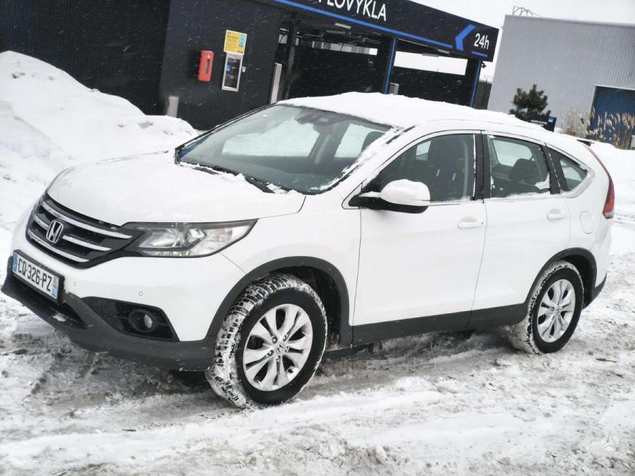 Balts Honda CR-V 2013 Klaipėda, ar dzinēja tilpumu 2.20 L un nobraukumu 265 tūkst. km par 9350 €, foto 2 vietnē AUTOMOTO.COM.LV