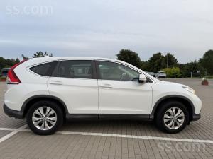 Balts Honda CR-V 2013 Rīga, ar dzinēja tilpumu 2.20 L un nobraukumu 143 tūkst. km par 13900 €, foto 3 vietnē AUTOMOTO.COM.LV