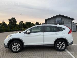 Balts Honda CR-V 2013 Rīga, ar dzinēja tilpumu 2.20 L un nobraukumu 143 tūkst. km par 13900 €, foto 6 vietnē AUTOMOTO.COM.LV