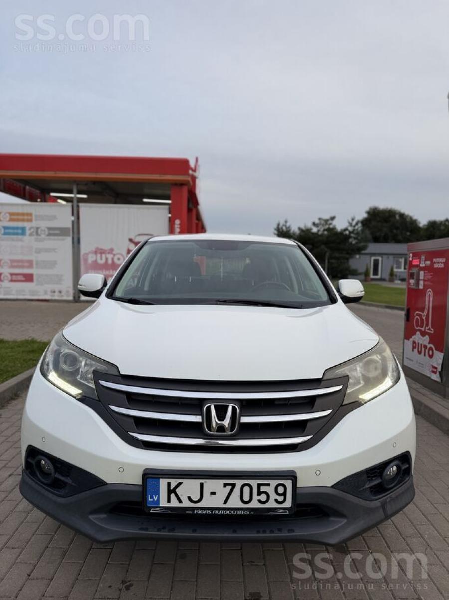 Balts Honda CR-V 2013 Rīga, ar dzinēja tilpumu 2.20 L un nobraukumu 143 tūkst. km par 13900 €, foto 10 vietnē AUTOMOTO.COM.LV