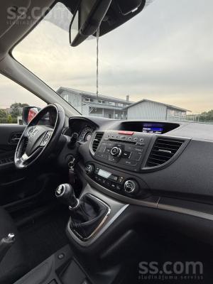 Balts Honda CR-V 2013 Rīga, ar dzinēja tilpumu 2.20 L un nobraukumu 143 tūkst. km par 13900 €, foto 15 vietnē AUTOMOTO.COM.LV