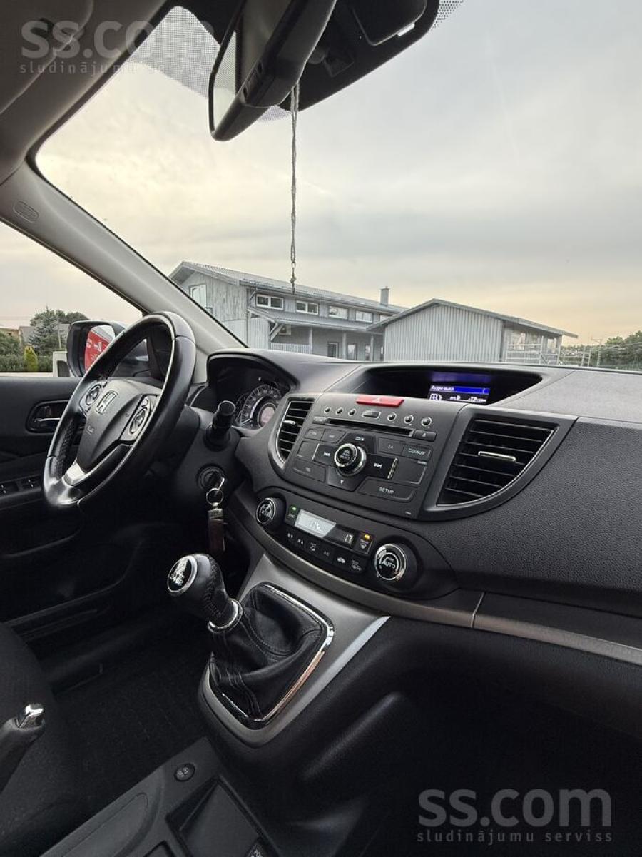 Balts Honda CR-V 2013 Rīga, ar dzinēja tilpumu 2.20 L un nobraukumu 143 tūkst. km par 13900 €, foto 15 vietnē AUTOMOTO.COM.LV