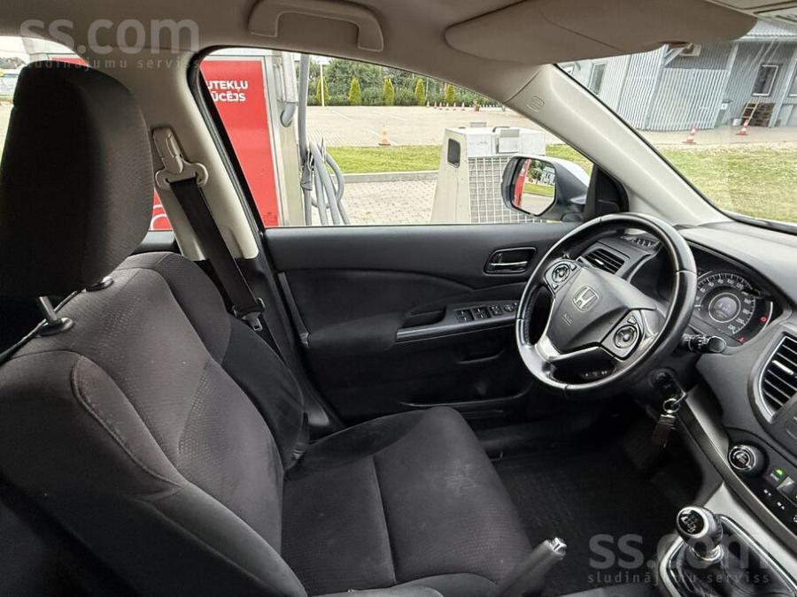 Balts Honda CR-V 2013 Rīga, ar dzinēja tilpumu 2.20 L un nobraukumu 143 tūkst. km par 13900 €, foto 20 vietnē AUTOMOTO.COM.LV