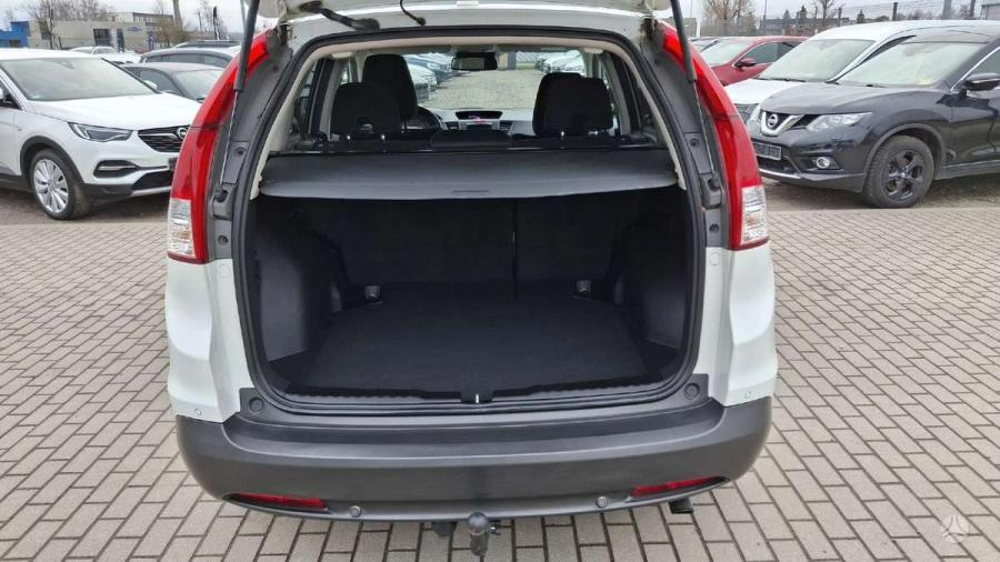 Balts Honda CR-V 2014 Marijampole, ar dzinēja tilpumu 1.60 L un nobraukumu 161 tūkst. km par 10450 €, foto 21 vietnē AUTOMOTO.COM.LV