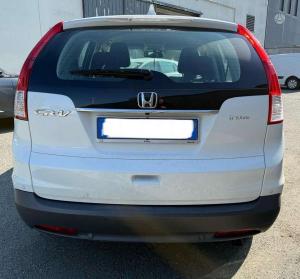 White Honda CR-V 2014 in Vilnius, with an engine capacity of 2.00 L and mileage of 115 thousand km for 14999 €, photo 6 on AUTOMOTO.COM.LV