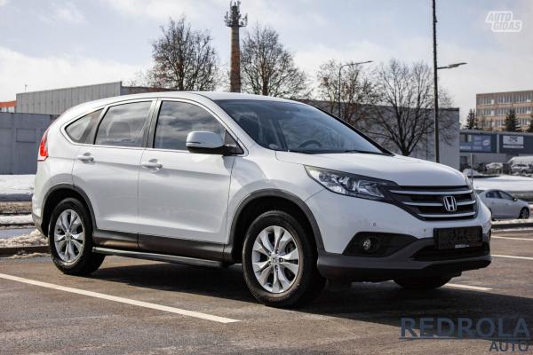 Balts Honda CR-V 2014 Kauņa, ar dzinēja tilpumu 1.60 L un nobraukumu 203 tūkst. km par 9800 €, foto 3 vietnē AUTOMOTO.COM.LV