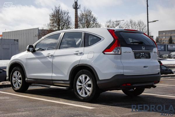 Balts Honda CR-V 2014 Kauņa, ar dzinēja tilpumu 1.60 L un nobraukumu 203 tūkst. km par 9800 €, foto 6 vietnē AUTOMOTO.COM.LV