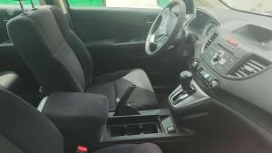 White Honda CR-V 2014 in Vilnius, with an engine capacity of 2.20 L and mileage of 240 thousand km for 10999 €, photo 8 on AUTOMOTO.COM.LV