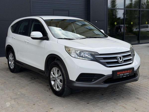 Balts Honda CR-V 2014 Viļņa, ar dzinēja tilpumu 1.60 L un nobraukumu 80 tūkst. km par 12999 €, foto 5 vietnē AUTOMOTO.COM.LV