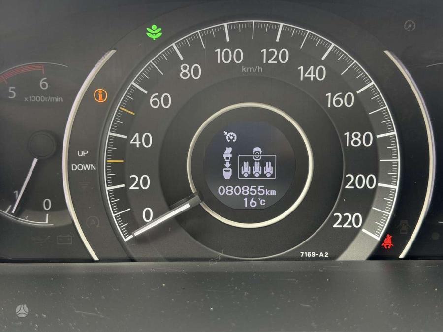 White Honda CR-V 2014 in Vilnius, with an engine capacity of 1.60 L and mileage of 80 thousand km for 12999 €, photo 14 on AUTOMOTO.COM.LV