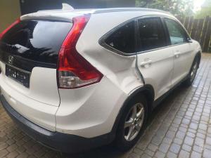 Balts Honda CR-V 2014 Kauņa, ar dzinēja tilpumu 1.60 L un nobraukumu 250 tūkst. km par 4950 €, foto 4 vietnē AUTOMOTO.COM.LV