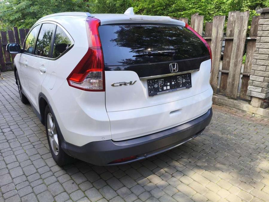 Balts Honda CR-V 2014 Kauņa, ar dzinēja tilpumu 1.60 L un nobraukumu 250 tūkst. km par 4950 €, foto 6 vietnē AUTOMOTO.COM.LV