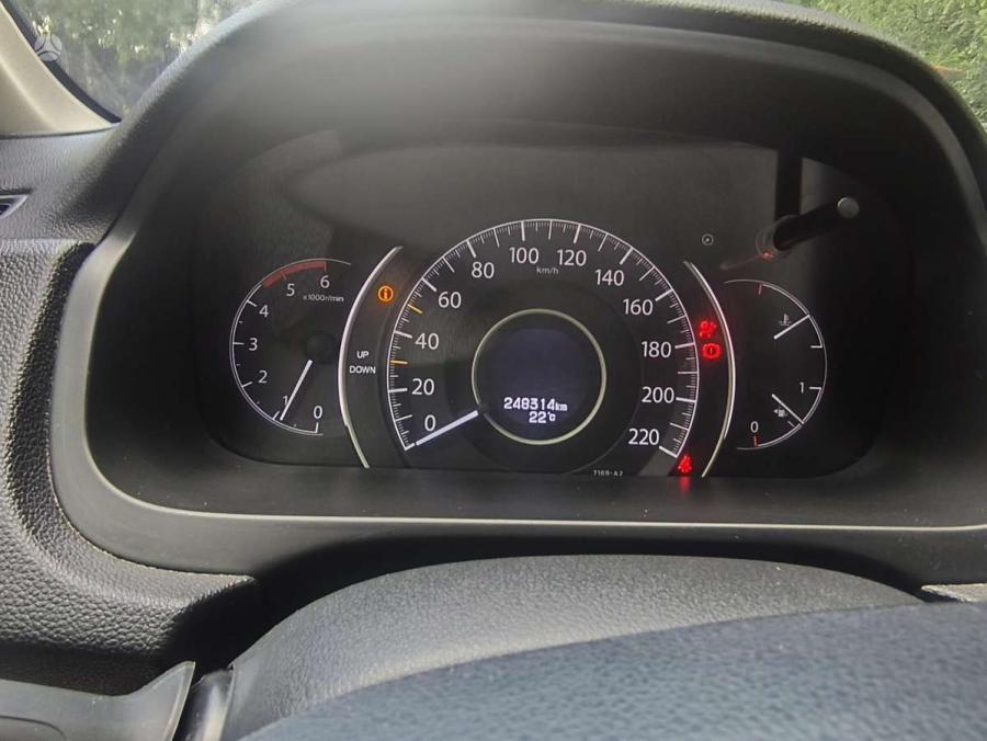 Balts Honda CR-V 2014 Kauņa, ar dzinēja tilpumu 1.60 L un nobraukumu 250 tūkst. km par 4950 €, foto 10 vietnē AUTOMOTO.COM.LV