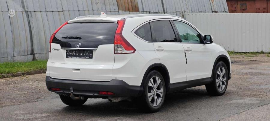Balts Honda CR-V 2014 Utena, ar dzinēja tilpumu 1.60 L un nobraukumu 289 tūkst. km par 8650 €, foto 4 vietnē AUTOMOTO.COM.LV