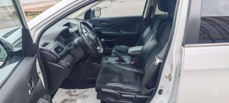 Balts Honda CR-V 2014 Utena, ar dzinēja tilpumu 1.60 L un nobraukumu 289 tūkst. km par 8650 €, foto 10 vietnē AUTOMOTO.COM.LV