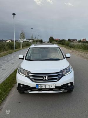 Balts Honda CR-V 2014 Klaipėda, ar dzinēja tilpumu 2.40 L un nobraukumu 224 tūkst. km par 12900 €, foto  vietnē AUTOMOTO.COM.LV