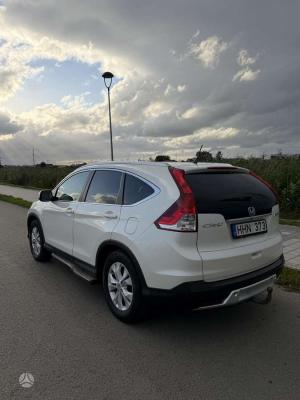 Balts Honda CR-V 2014 Klaipėda, ar dzinēja tilpumu 2.40 L un nobraukumu 224 tūkst. km par 12900 €, foto 3 vietnē AUTOMOTO.COM.LV