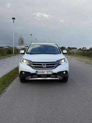 Balts Honda CR-V 2014 Klaipėda, ar dzinēja tilpumu 2.40 L un nobraukumu 224 tūkst. km par 12900 €, foto 6 vietnē AUTOMOTO.COM.LV