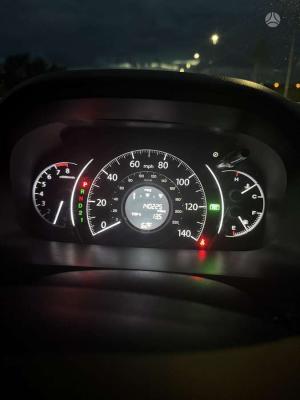 Balts Honda CR-V 2014 Klaipėda, ar dzinēja tilpumu 2.40 L un nobraukumu 224 tūkst. km par 12900 €, foto 11 vietnē AUTOMOTO.COM.LV