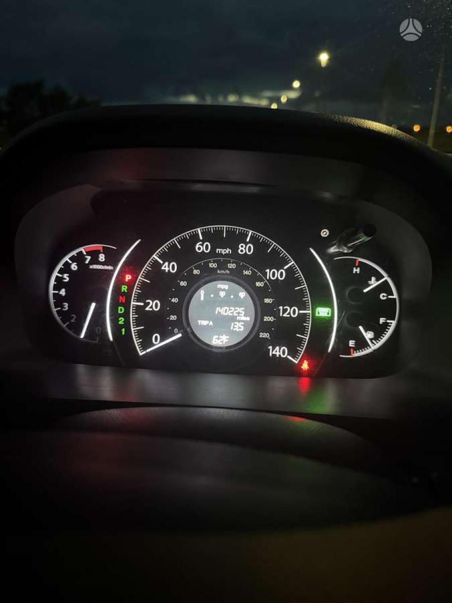 Balts Honda CR-V 2014 Klaipėda, ar dzinēja tilpumu 2.40 L un nobraukumu 224 tūkst. km par 12900 €, foto 11 vietnē AUTOMOTO.COM.LV