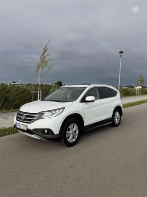 Balts Honda CR-V 2014 Klaipėda, ar dzinēja tilpumu 2.40 L un nobraukumu 224 tūkst. km par 12900 €, foto 13 vietnē AUTOMOTO.COM.LV