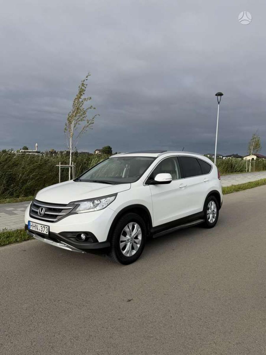Balts Honda CR-V 2014 Klaipėda, ar dzinēja tilpumu 2.40 L un nobraukumu 224 tūkst. km par 12900 €, foto 13 vietnē AUTOMOTO.COM.LV