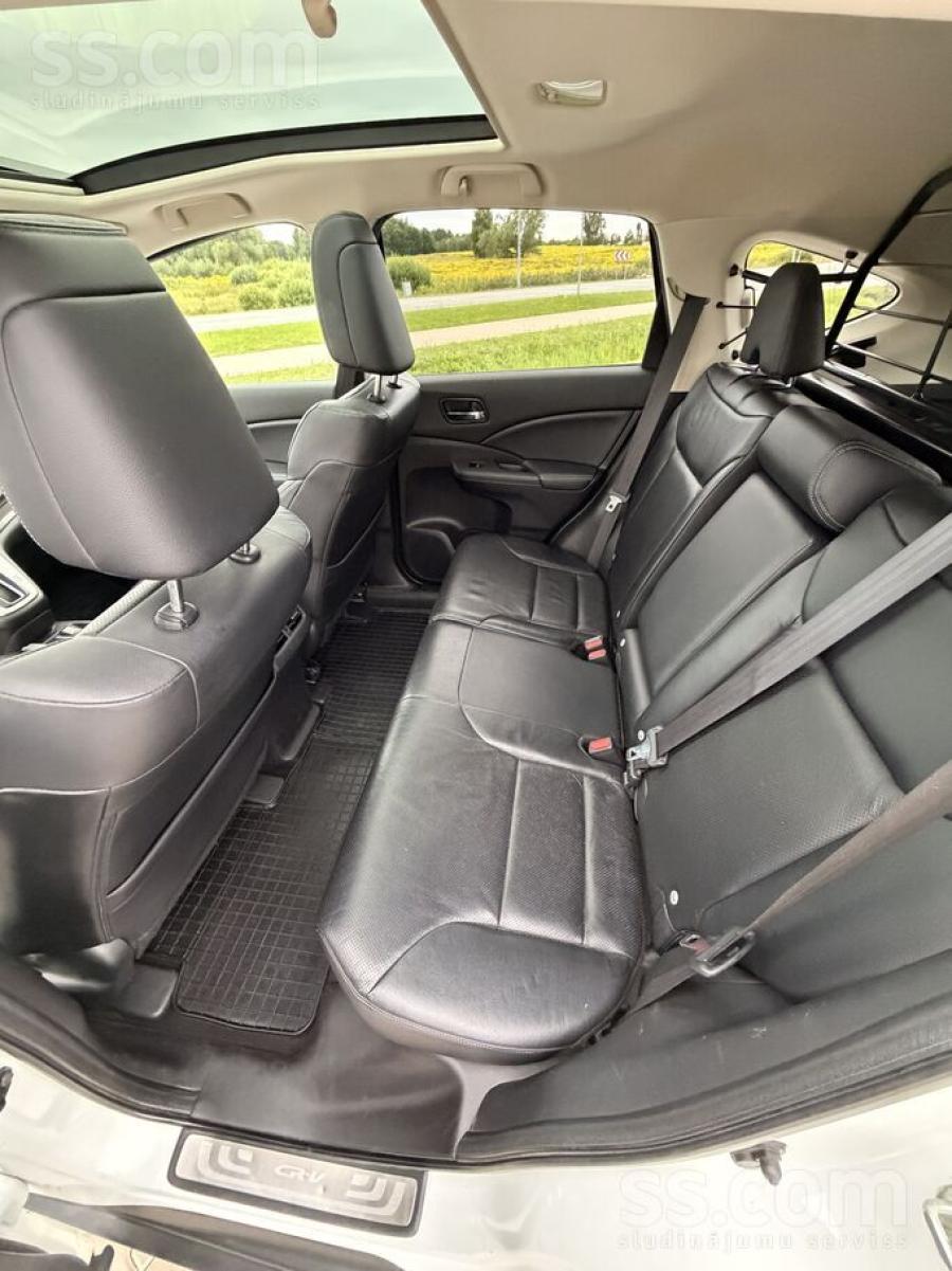 Balts Honda CR-V 2014 Valmiera, ar dzinēja tilpumu 2.00 L un nobraukumu 164 tūkst. km par 10900 €, foto 8 vietnē AUTOMOTO.COM.LV