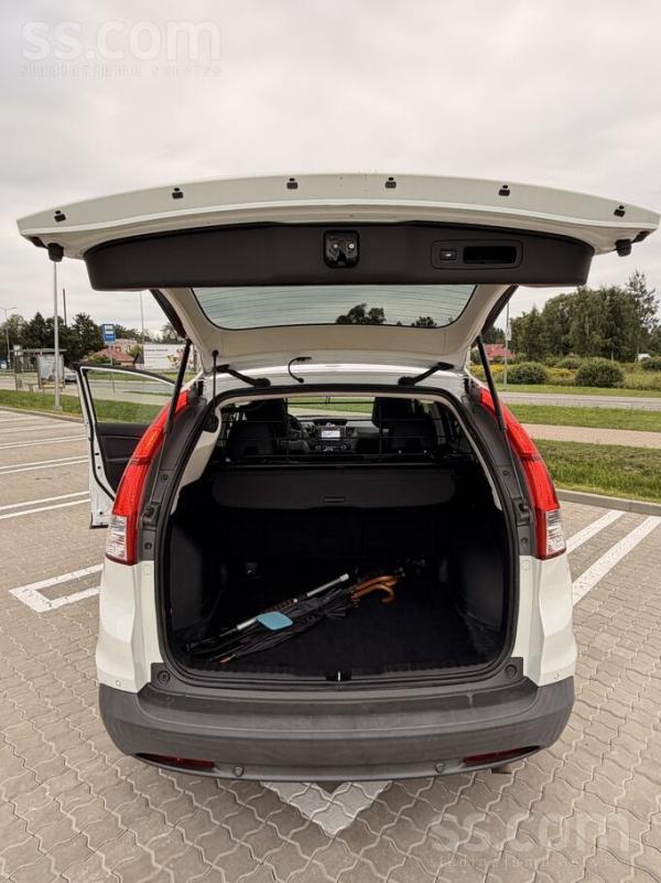 Balts Honda CR-V 2014 Valmiera, ar dzinēja tilpumu 2.00 L un nobraukumu 164 tūkst. km par 10900 €, foto 10 vietnē AUTOMOTO.COM.LV