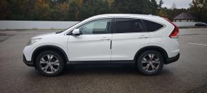 White Honda CR-V 2014 in Utena, with an engine capacity of 1.60 L and mileage of 289 thousand km for 7990 €, photo 3 on AUTOMOTO.COM.LV