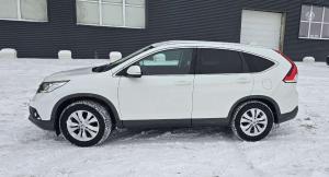 White Honda CR-V 2015 in Taurage, with an engine capacity of 1.60 L and mileage of 167 thousand km for 8600 €, photo 4 on AUTOMOTO.COM.LV