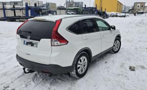 White Honda CR-V 2015 in Taurage, with an engine capacity of 1.60 L and mileage of 167 thousand km for 8600 €, photo 5 on AUTOMOTO.COM.LV