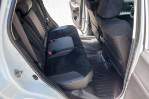 White Honda CR-V 2015 in Vilnius, with an engine capacity of 2.20 L and mileage of 171 thousand km for 12750 €, photo 18 on AUTOMOTO.COM.LV