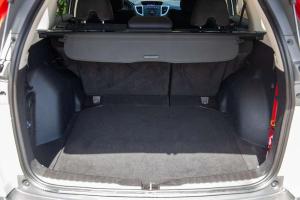 White Honda CR-V 2015 in Vilnius, with an engine capacity of 2.20 L and mileage of 171 thousand km for 12750 €, photo 19 on AUTOMOTO.COM.LV